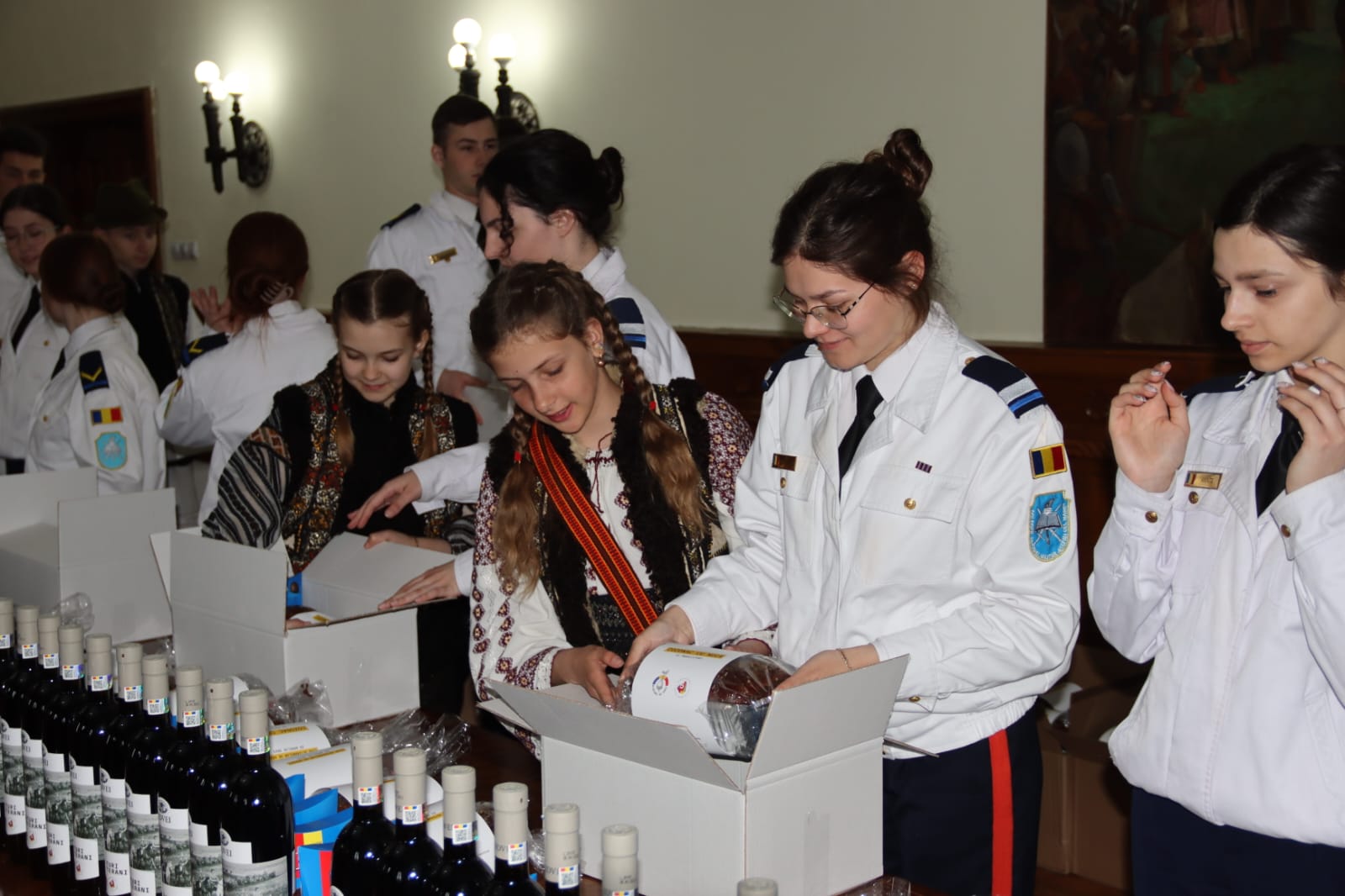 Elevi militari, cu gândul la veterani - Veteranii României